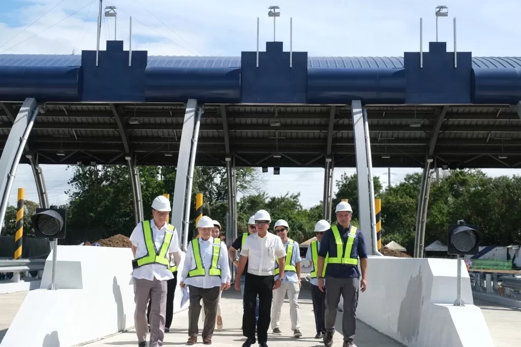 PBBM Inspects CALAX Governor’s Drive Construction Progress | MPT South ...